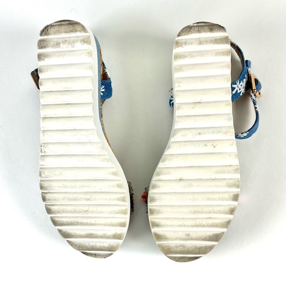 Betsey Johnson | Shoes | Betsy Johnson Faegan Denim Pvc Floral Platform ...